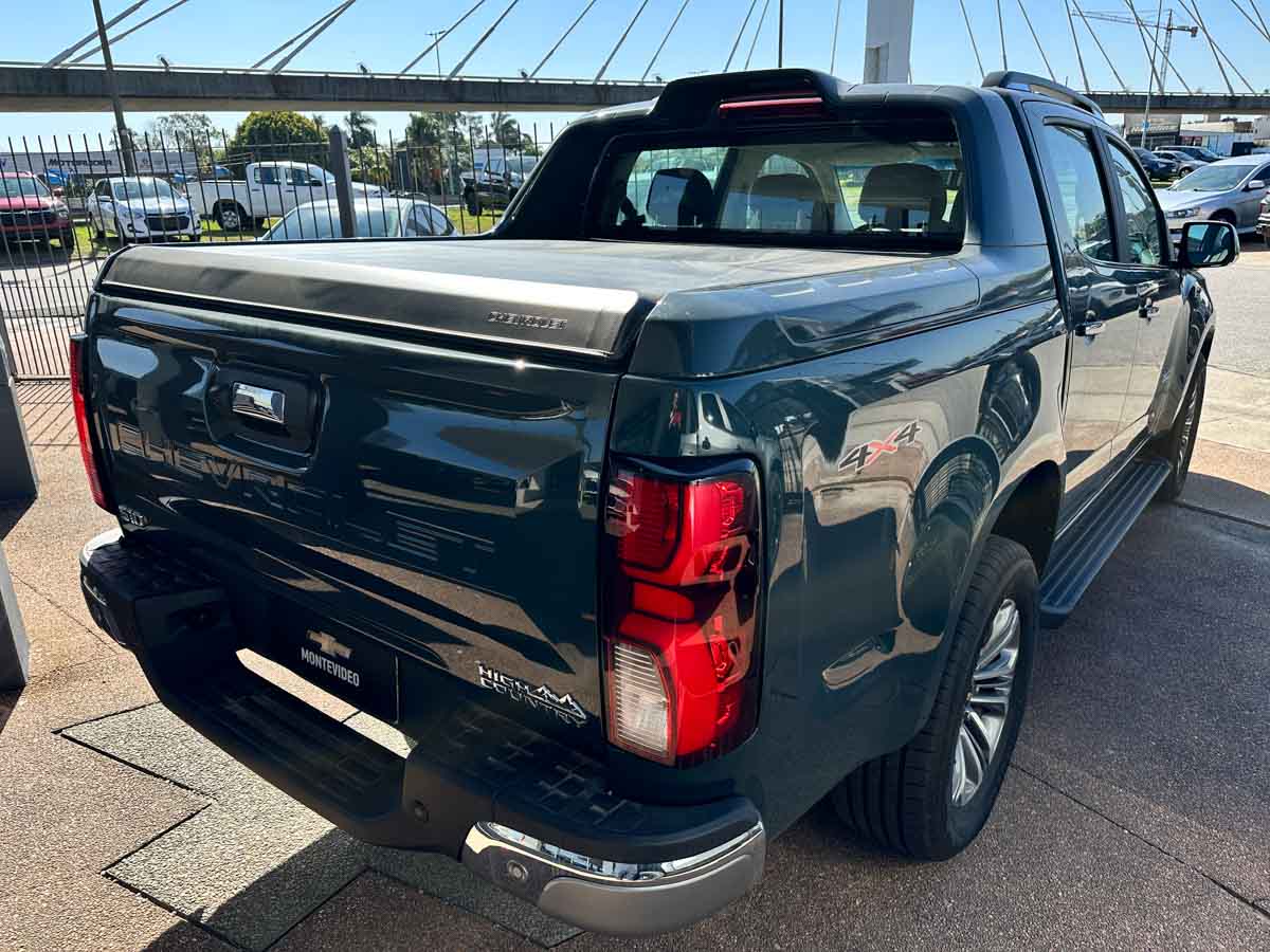 CHEVROLET NEW S10 HIGH COUNTRY AT 4X4 2.8T 0KM 2026 - Grupo Fiancar