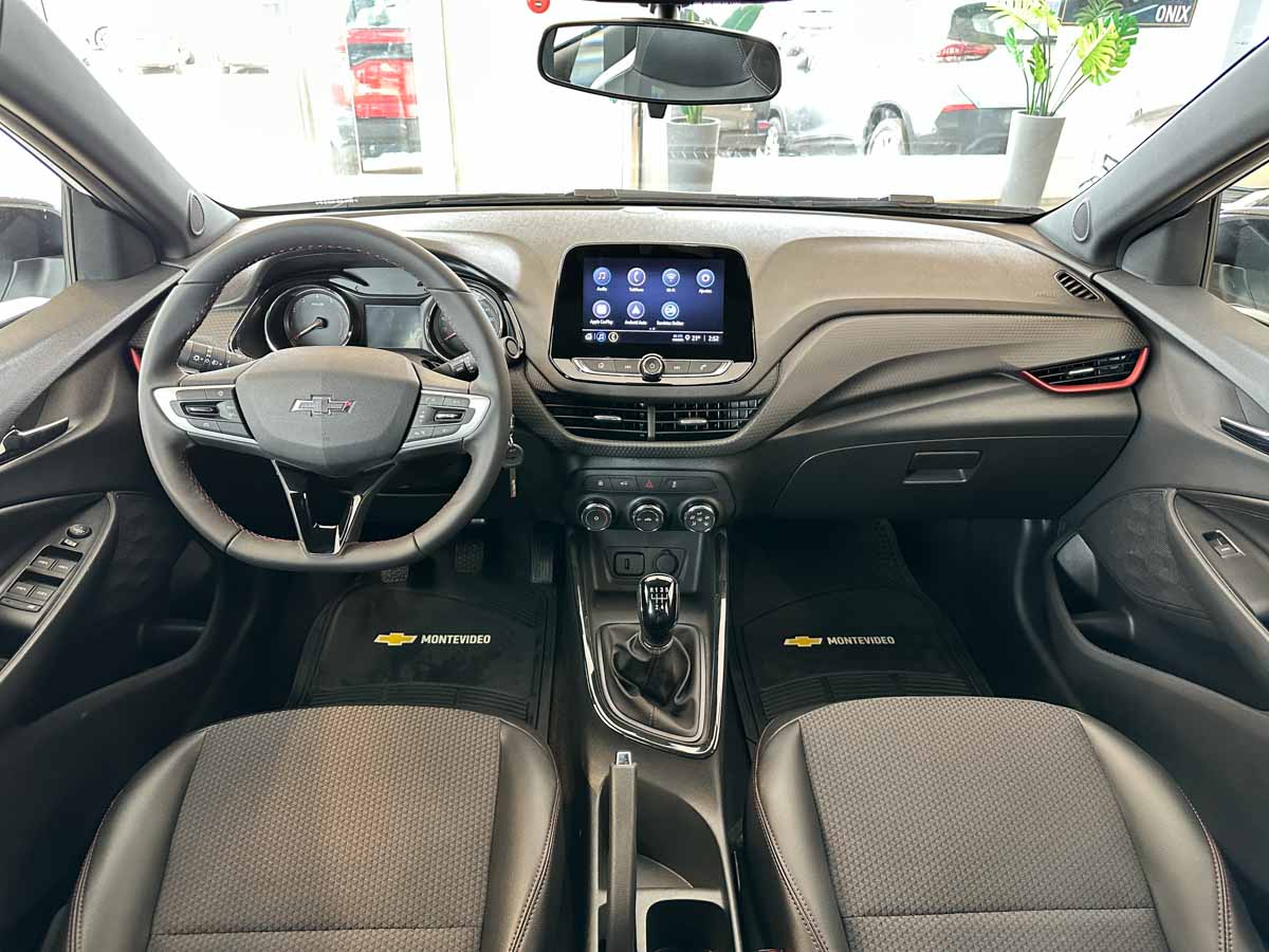CHEVROLET ONIX RS 1.0 TURBO CH.MONTEVIDEO 2026 0KM - Grupo Fiancar