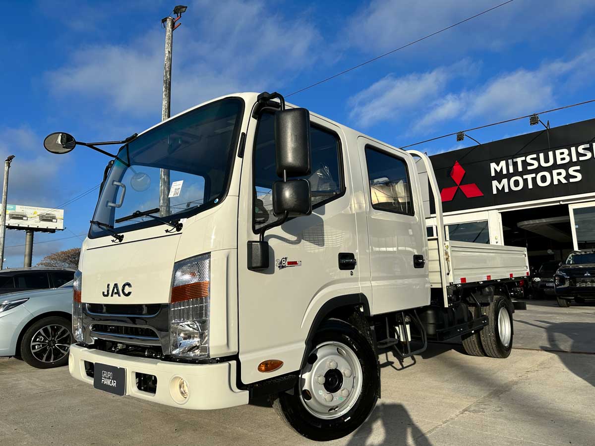 CAMION Jac 1040 KR1T Abs A/a DOBLE CABINA 2025 0km - Grupo Fiancar