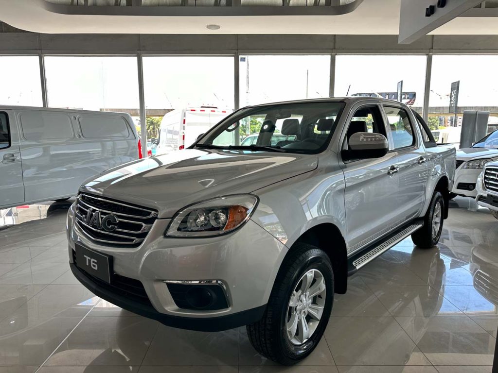 JAC T8 PRO LUXURY 4x4 AUTOMATICA DC 2.0T 2025 0km - Grupo Fiancar